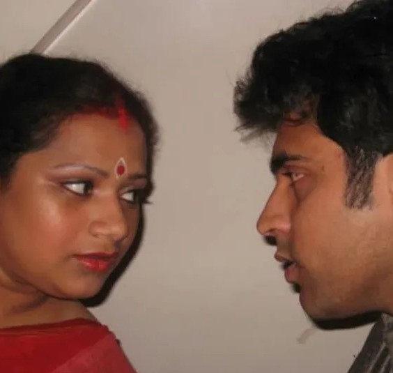 Abir Chatterjee Wife: মোটা, বেঁটে, স্বামীর পাশে মানায় না! হাসিমুখে সব অপমানের জবাব দিয়েছেন ...